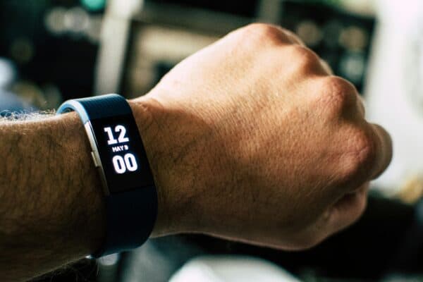 What Is the Average Watch Wrist Size for a Man? - Volt & Weiss